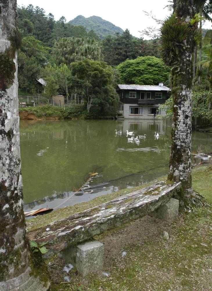 Venda da base do morro do Spitzkopf - Foto 1 - Galeria de Fotos