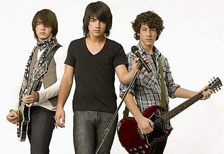 >Jonas Brothers tocam no Brasil em novembro Banda passa pelo Rio de ...